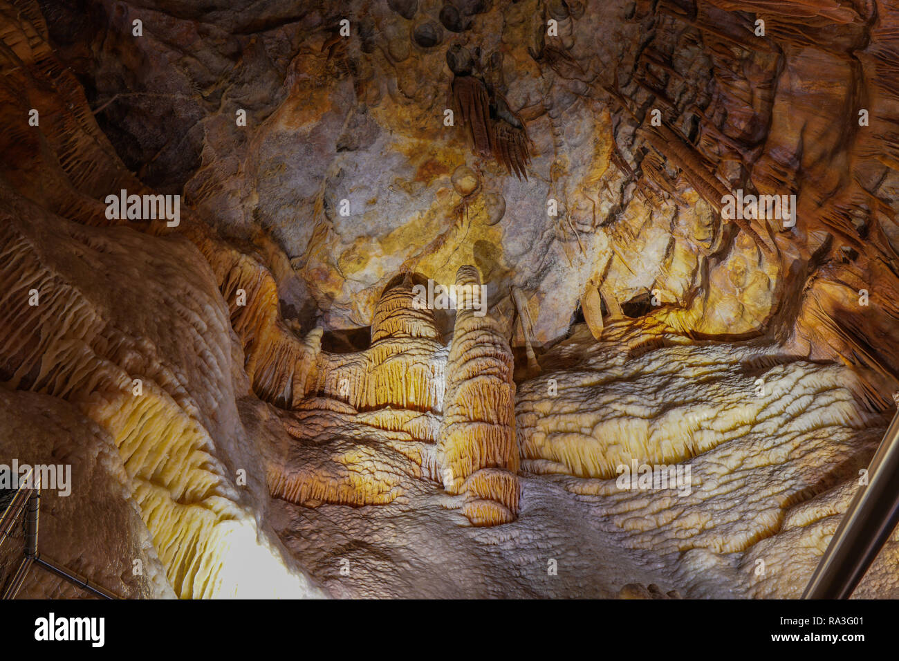 Jenolan caves - Orient Cave Stock Photo - Alamy