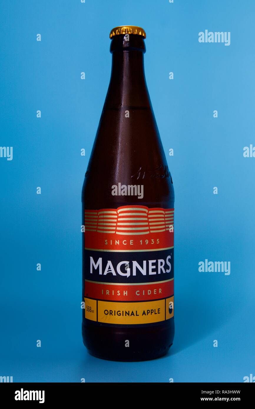 Magners bottle hi-res stock photography and images - Alamy