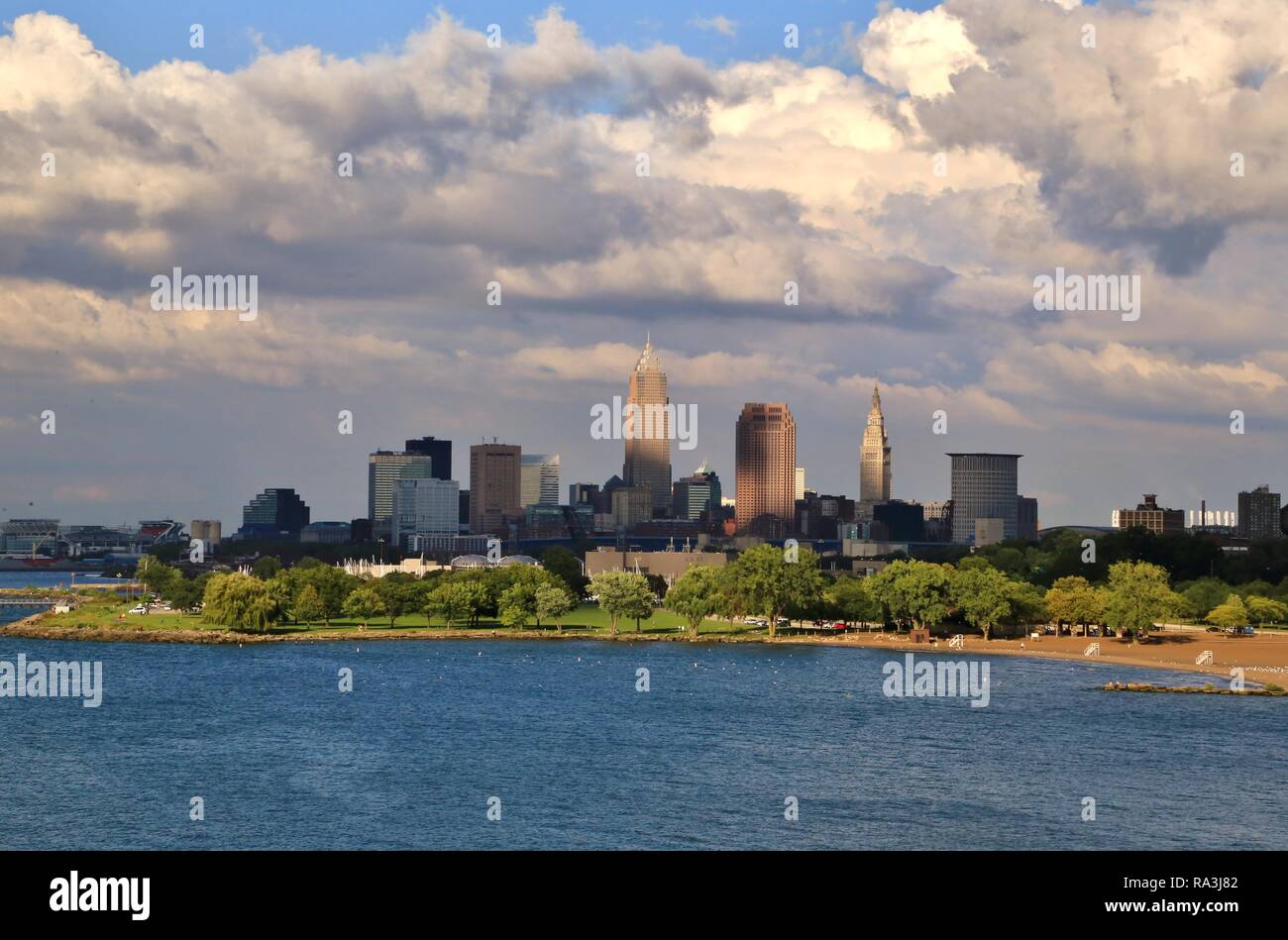Downtown cleveland summer hi-res stock photography and images - Alamy