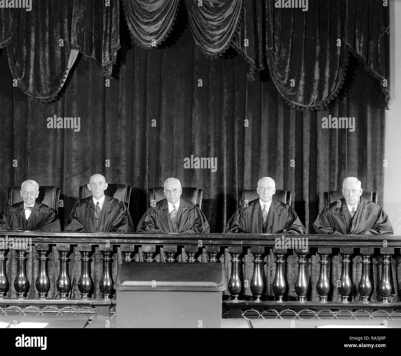 U.S. Court of Claims judges ca. early 1900s Stock Photo - Alamy
