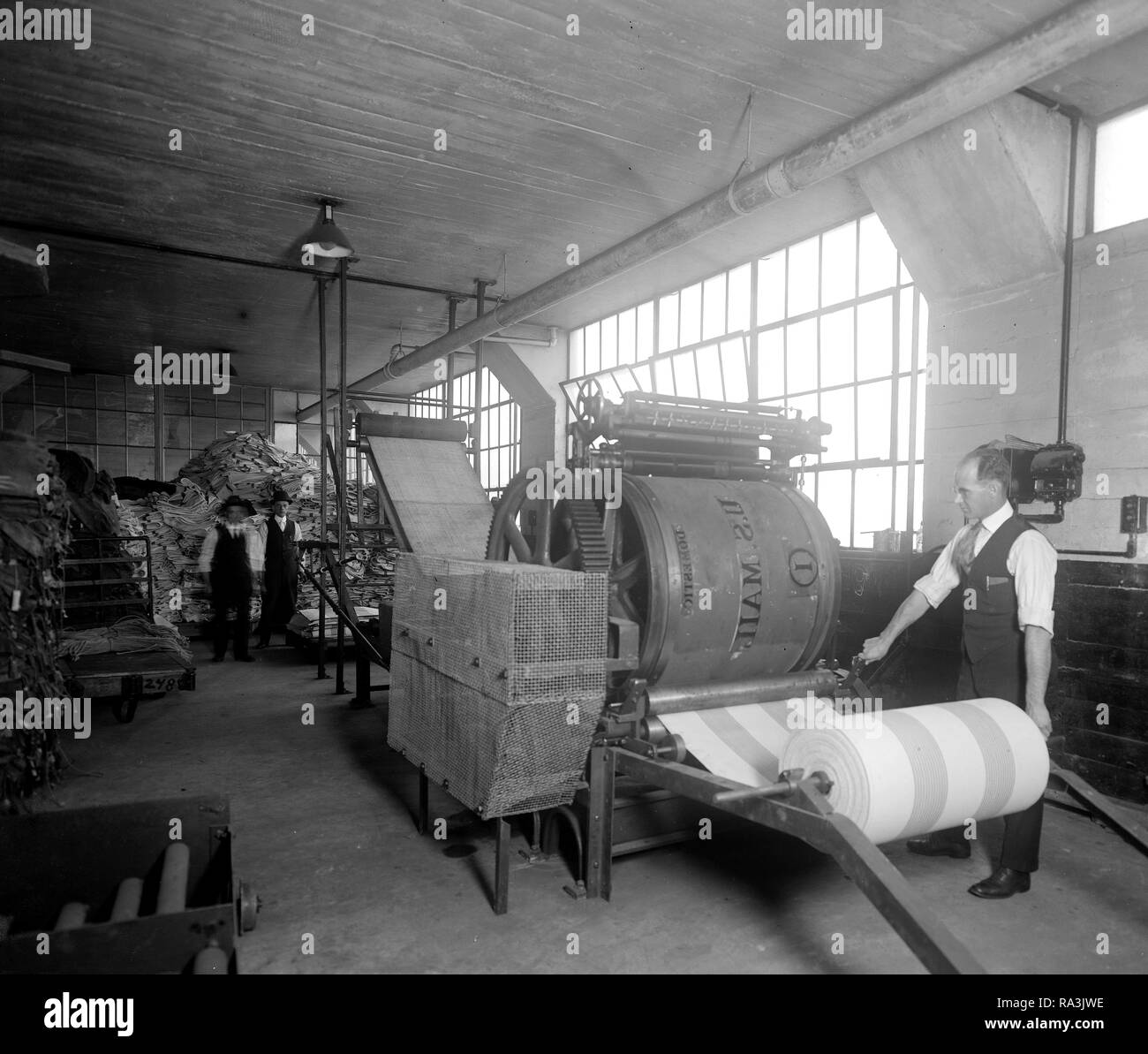 Early 1900s office interior hi-res stock photography and images - Alamy