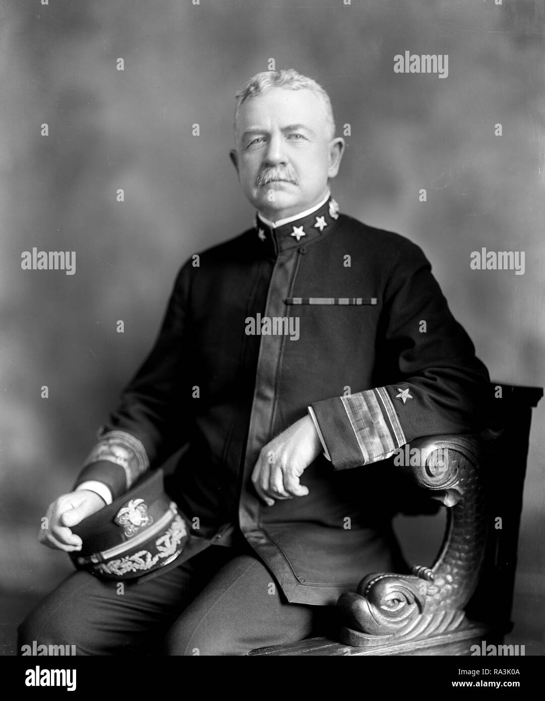 Vintage united states navy admiral Black and White Stock Photos ...