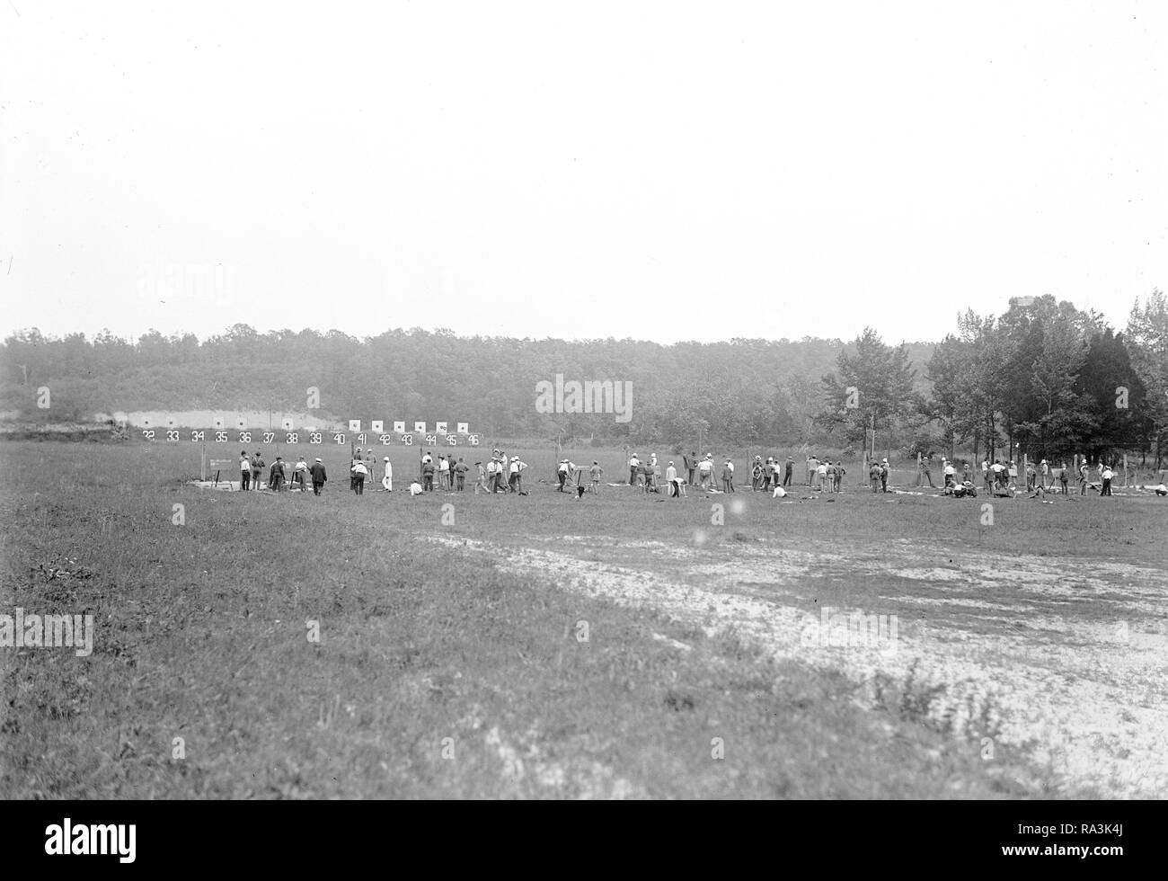 Marine corps rifle range Black and White Stock Photos & Images - Alamy