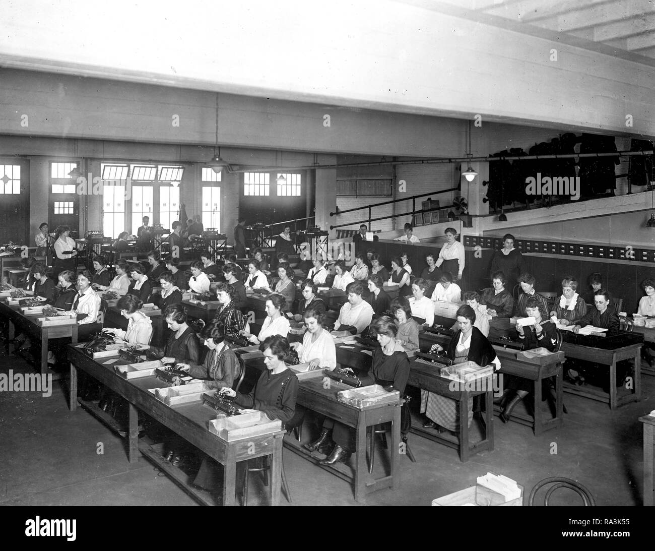 Historical tabulating machine hi-res stock photography and images - Alamy