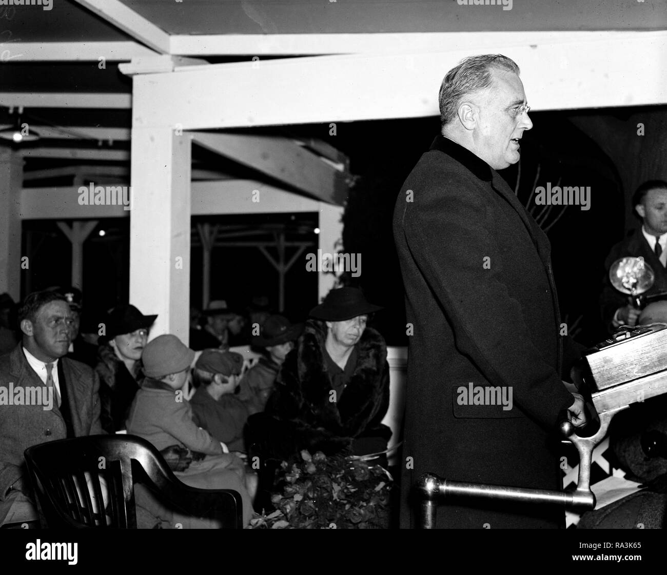 President Franklin Roosevelt delivering his Christmas Eve radio address ...