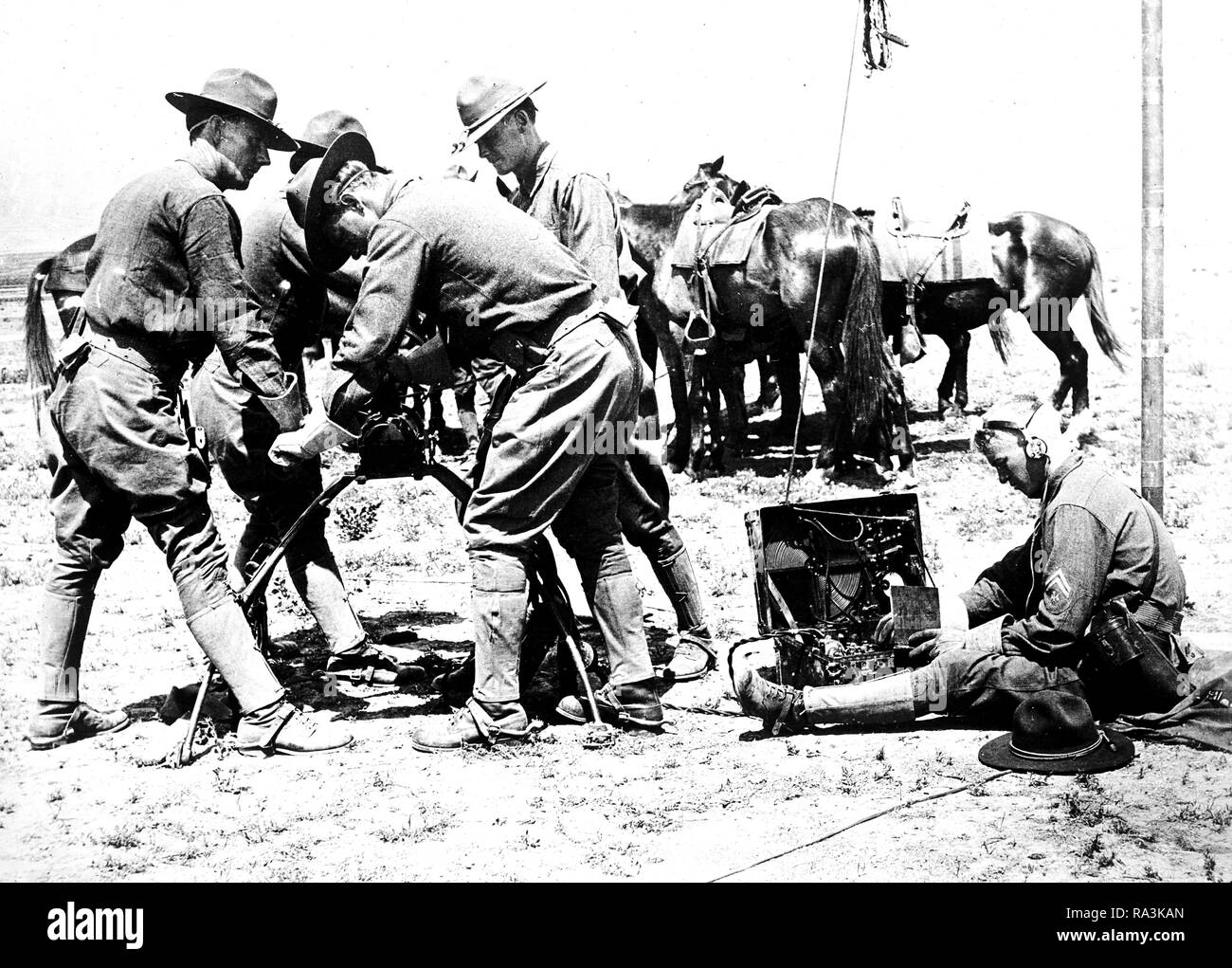 Army signal corps hi-res stock photography and images - Alamy