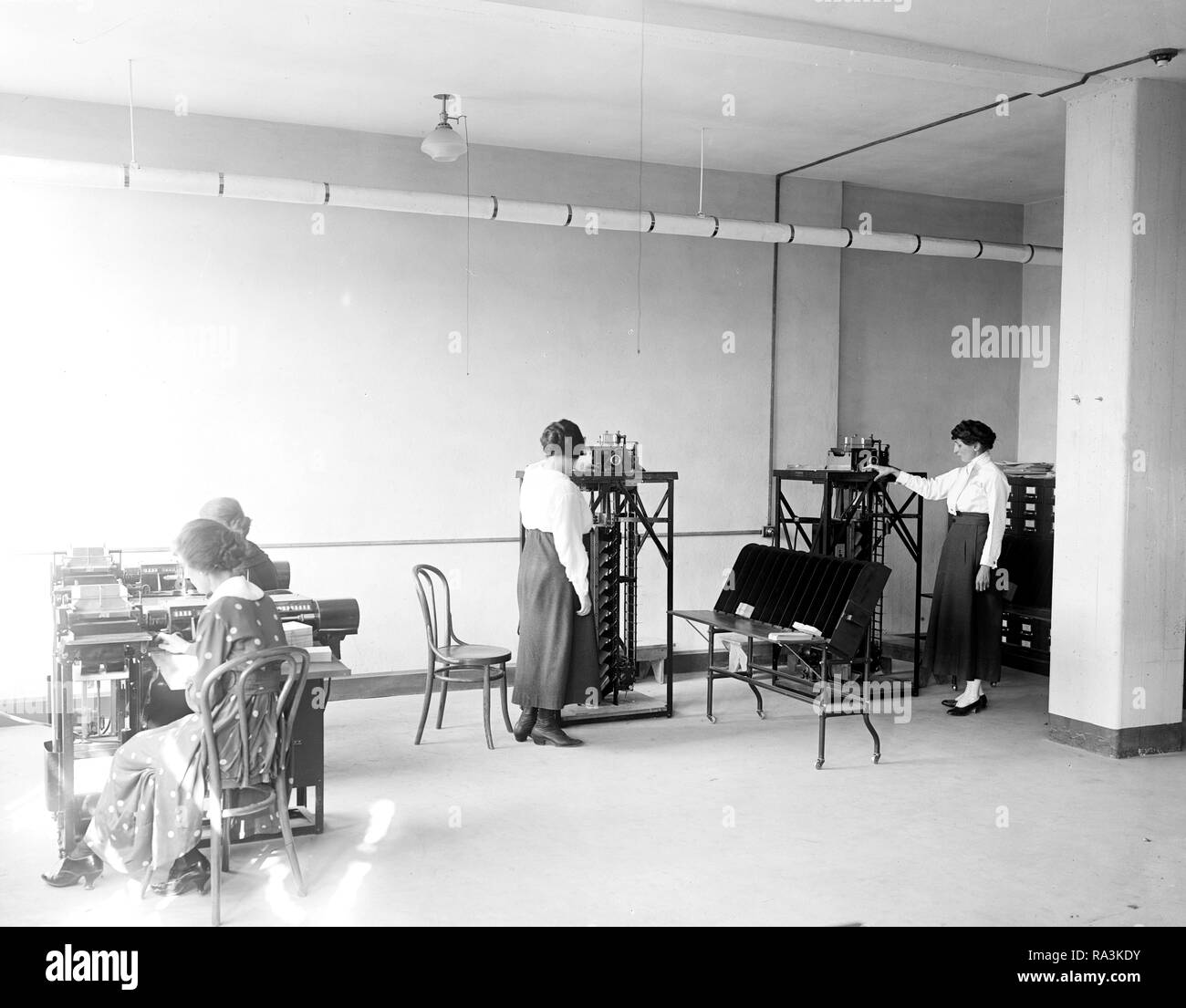 Interior of Workers at the Tabulating Machine Company ca. early 1900s ...