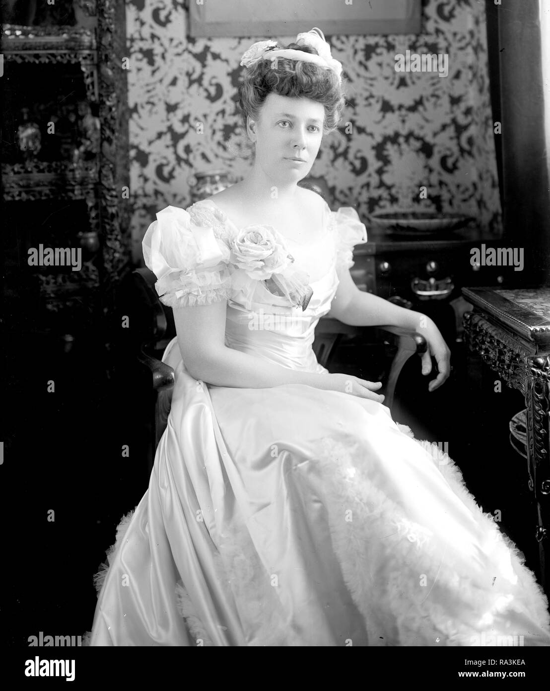 Lady helen hi-res stock photography and images - Alamy