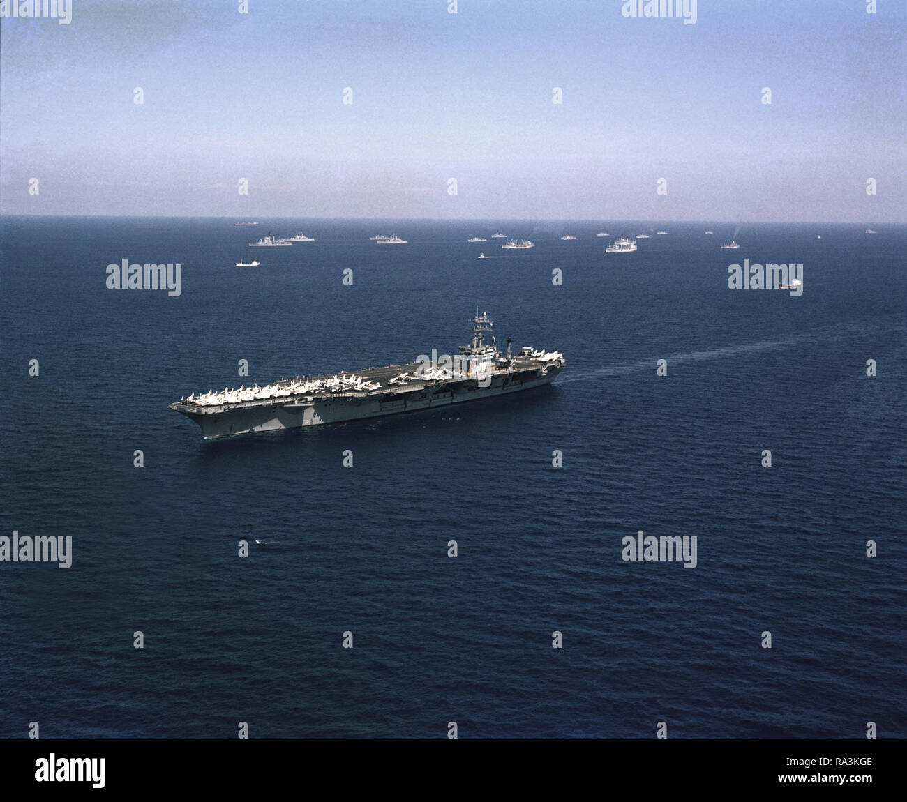 Nuclear powered aircraft carrier uss nimitz hi-res stock photography and images - Alamy