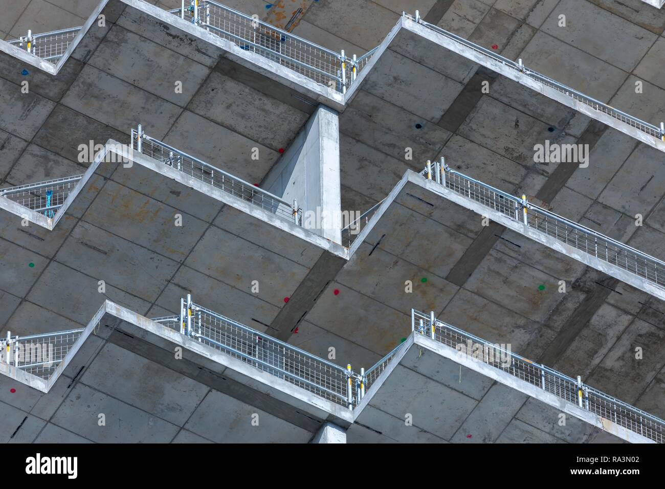 Shell of an office tower, ceiling and wall construction, Canary Wharf ...