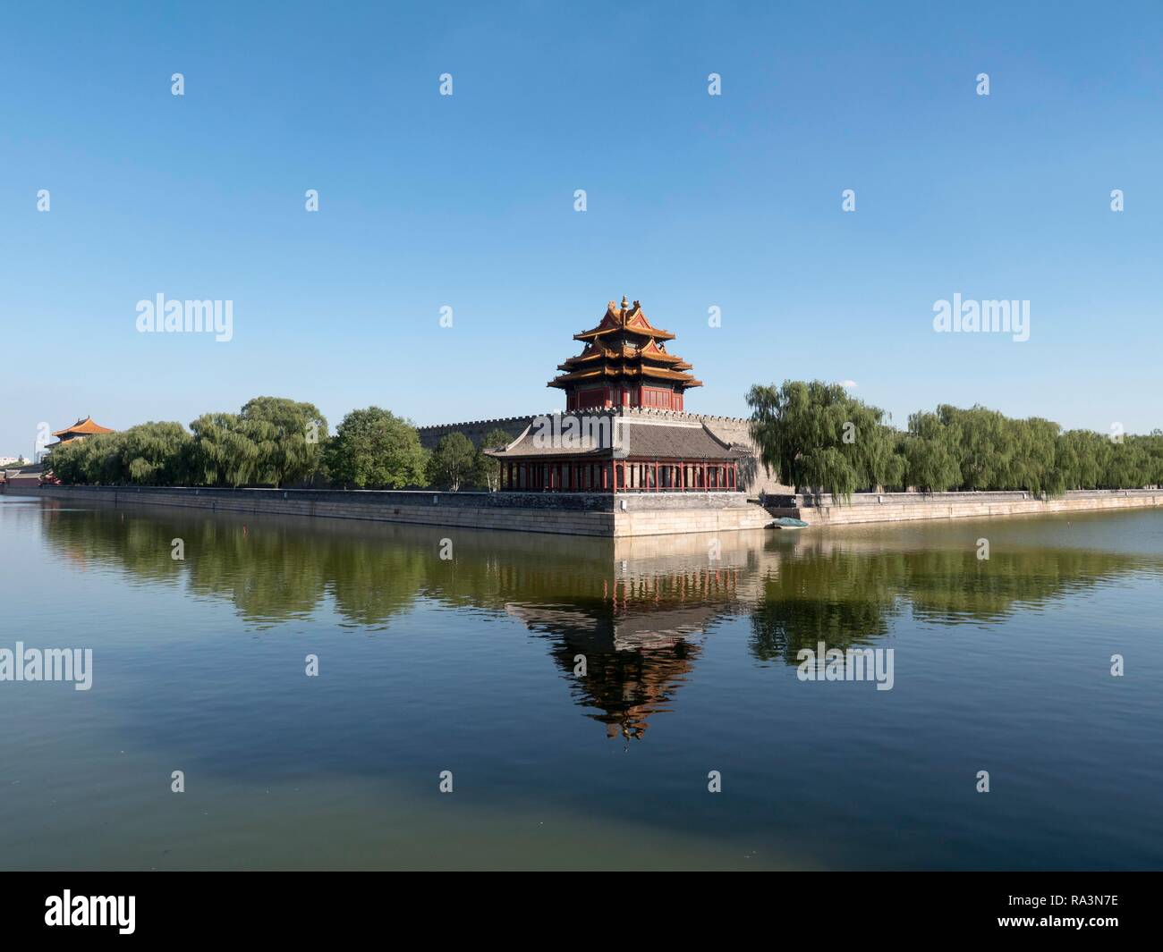 The corner tower hi-res stock photography and images - Alamy