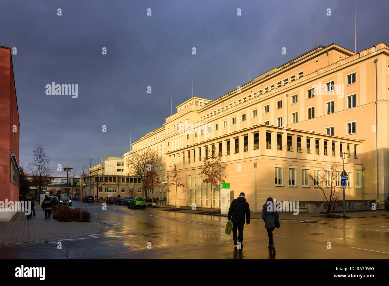 University hospital dresden hi-res stock photography and images - Alamy