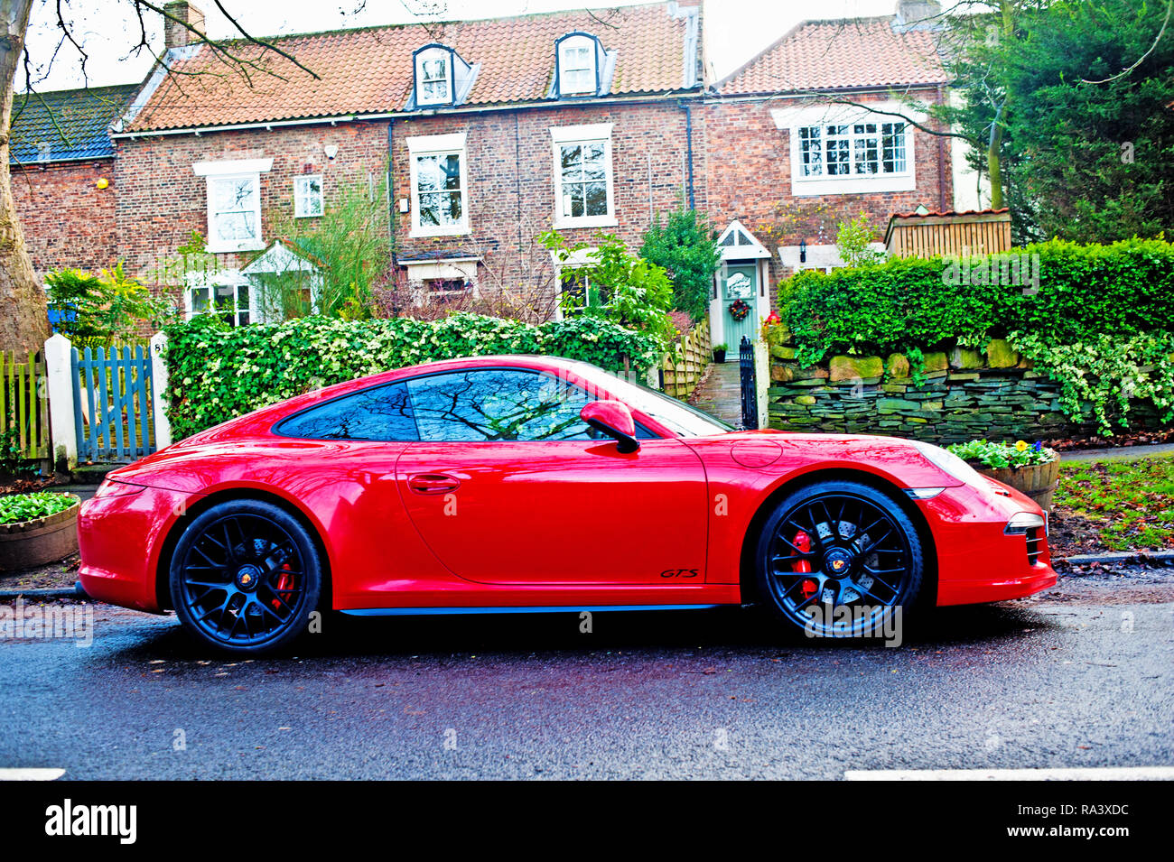 Porsche 911 Carrera 4 GTS Stock Photo - Alamy