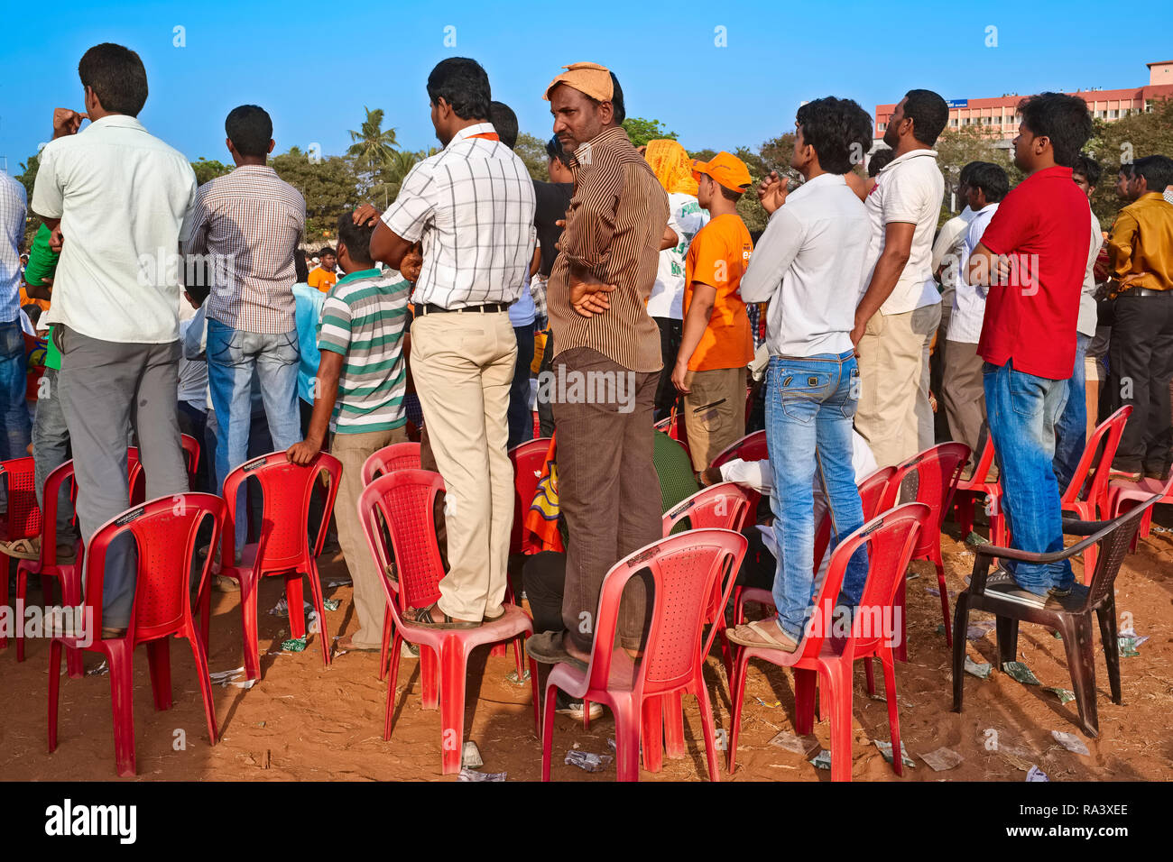 Crowd india people standing hi-res stock photography and images - Alamy