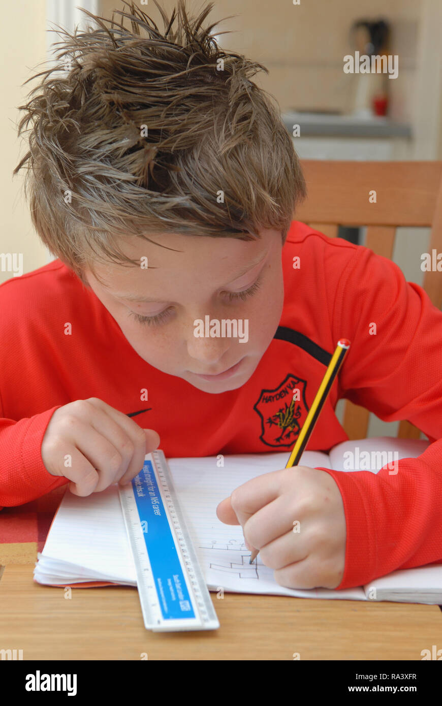 Child ruler hi-res stock photography and images - Alamy