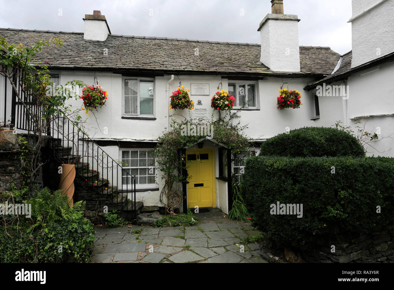 Hawkshead village shops lake district hi-res stock photography and ...