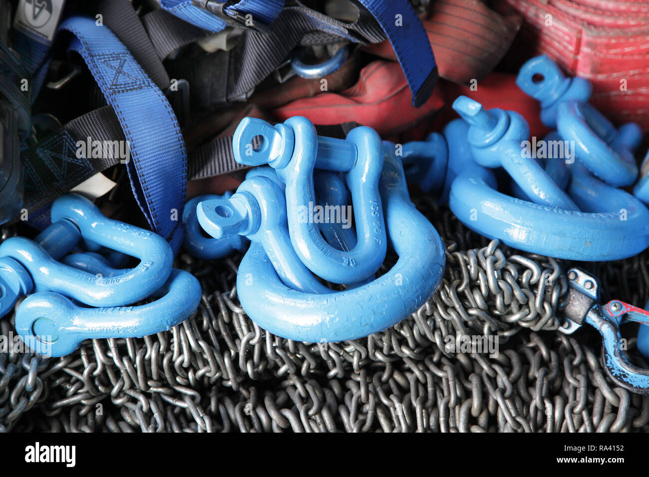Industrial chains and hook.endless sling.strap cable Stock Photo - Alamy