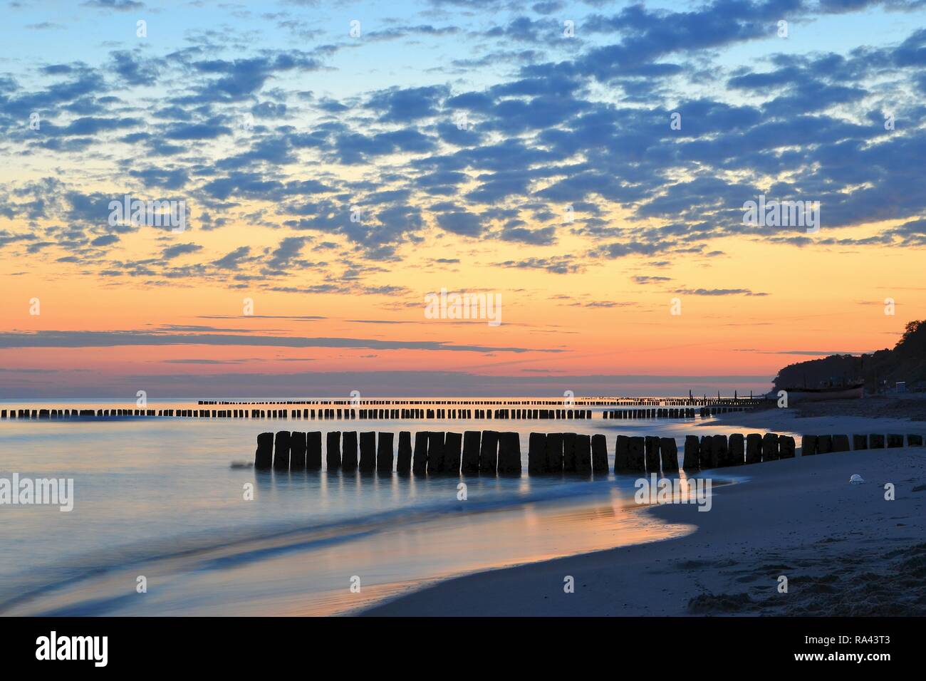 Beach on the Polish Baltic Sea coast Stock Photo - Alamy