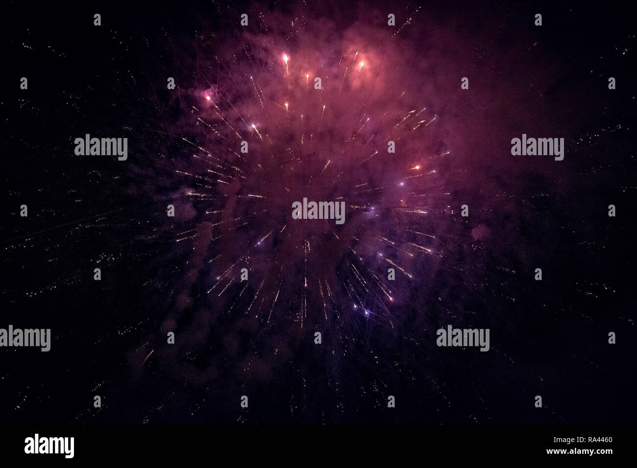 Abstract fireworks hi-res stock photography and images - Alamy