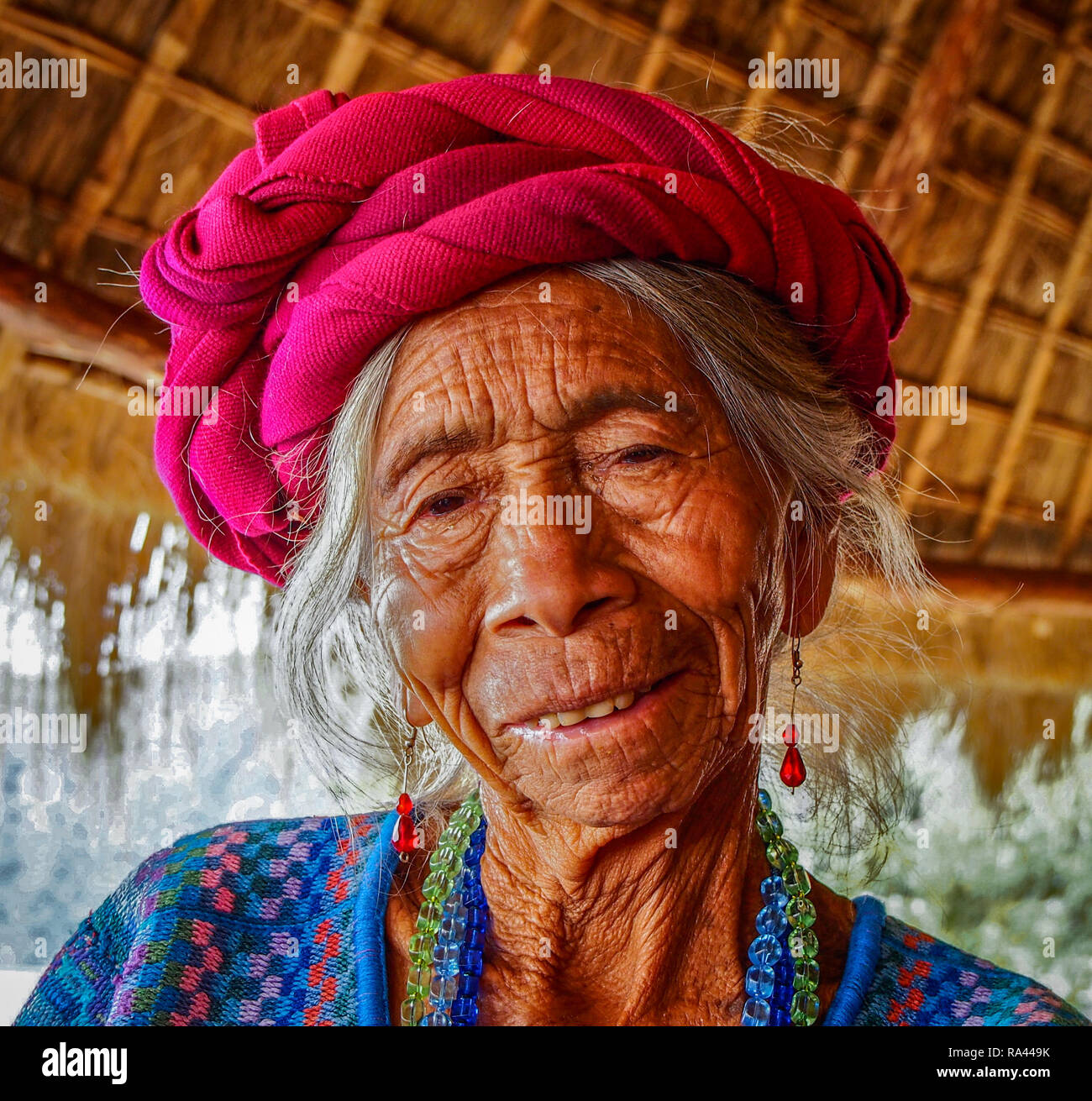 Guatemala traditional mayan hat woman hi-res stock photography and ...