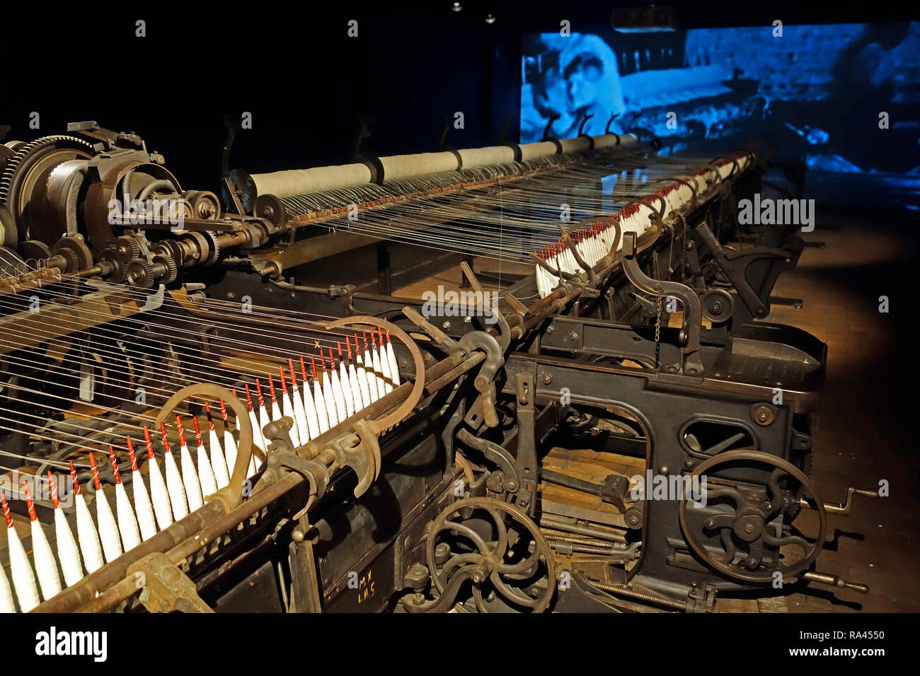 24 meter long selfactor, self-acting spinning mule at MIAT ...