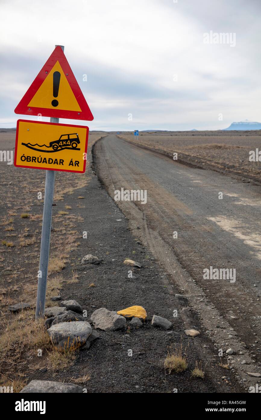 Traffic sign ford hi-res stock photography and images - Alamy