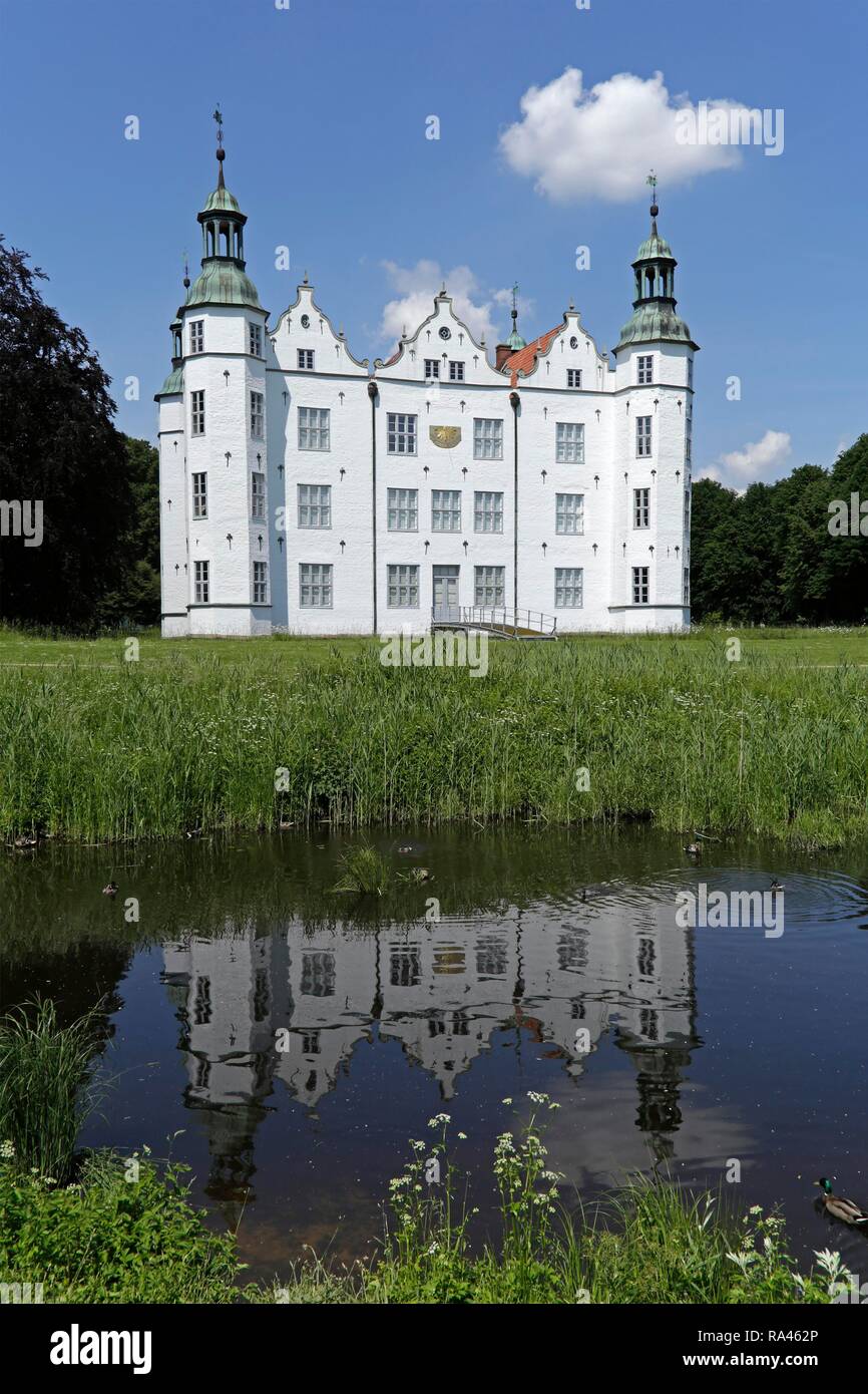 Ahrensburg Castle, Schleswig-Holstein, Germany Stock Photo - Alamy