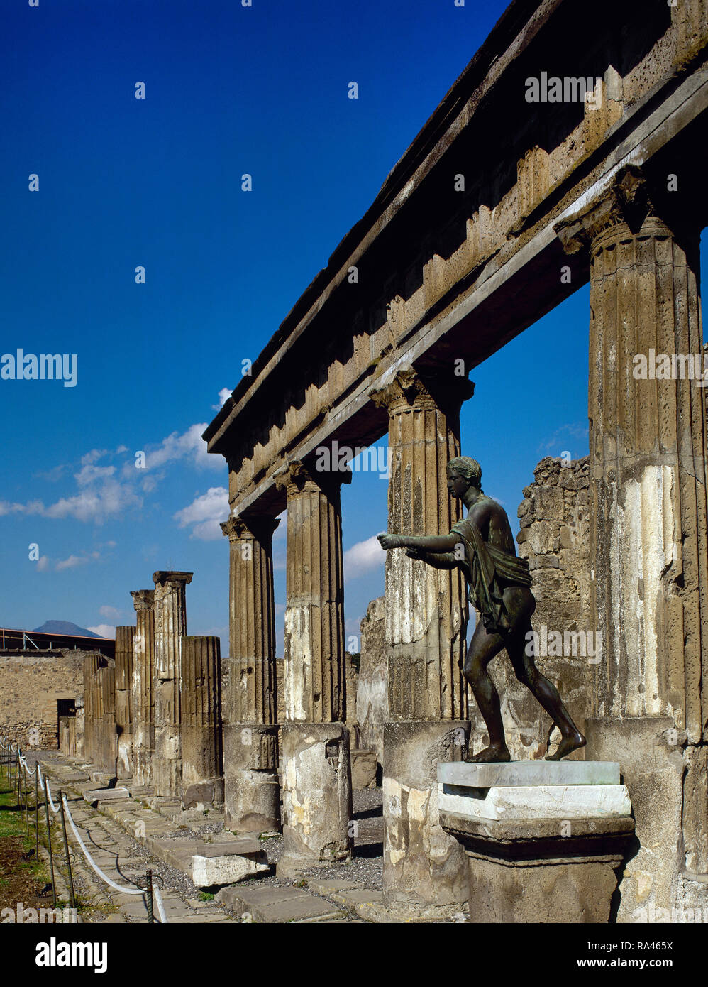 Pompeii temple of apollo reconstruction hi-res stock photography and ...