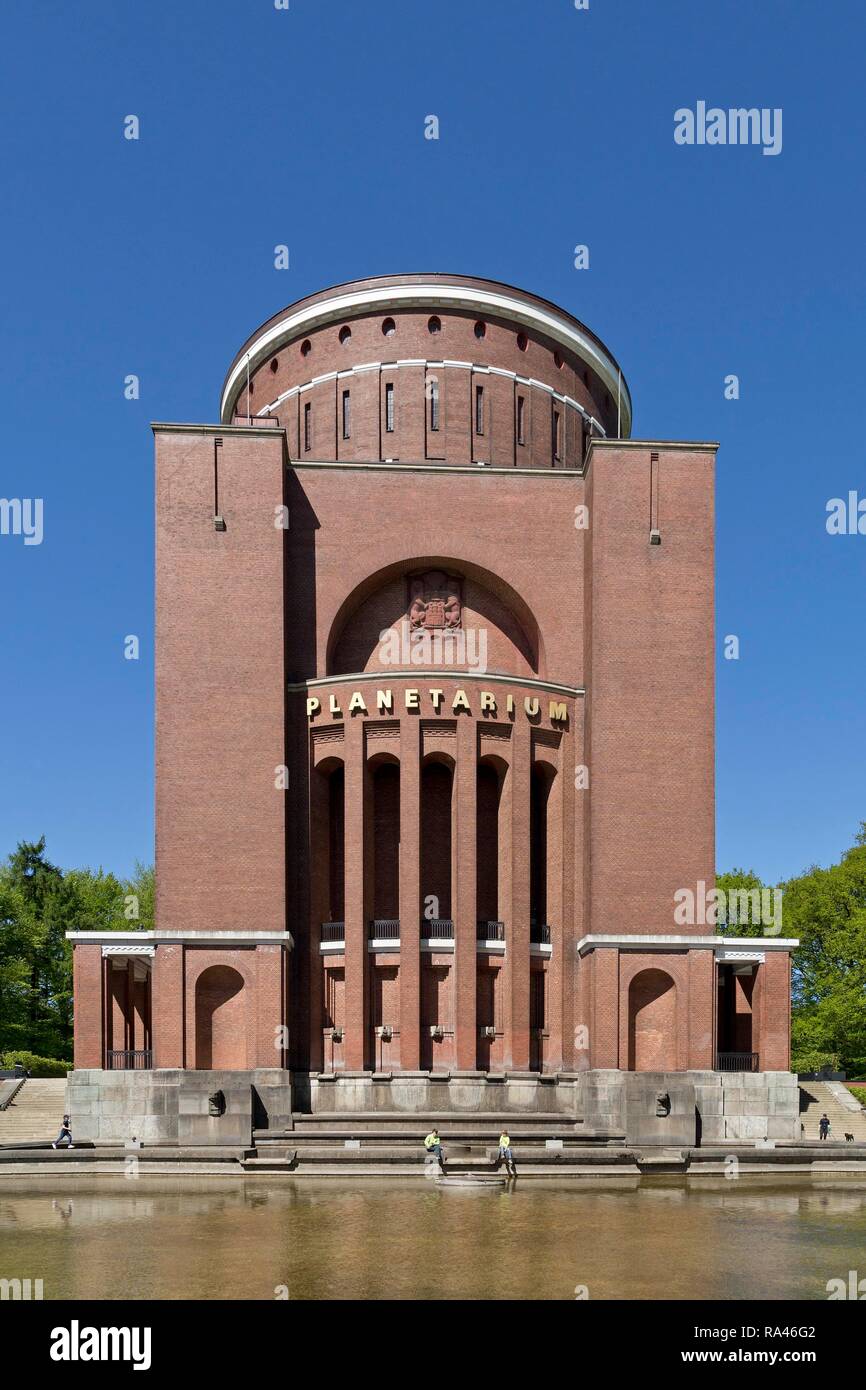 Planetarium hi-res stock photography and images - Alamy