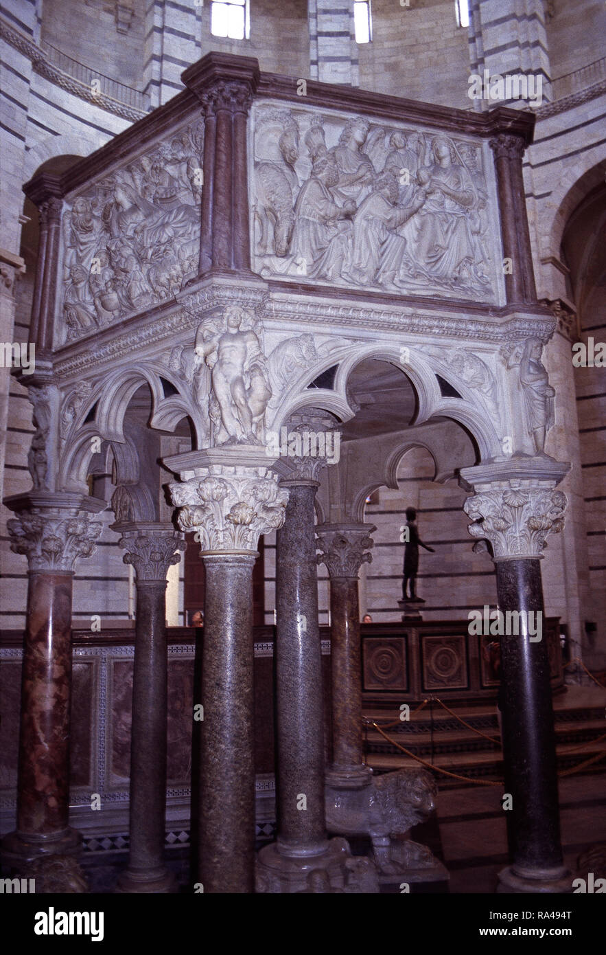 Pisano's pulpit in the Baptistery,Pisa,Italy Stock Photo - Alamy
