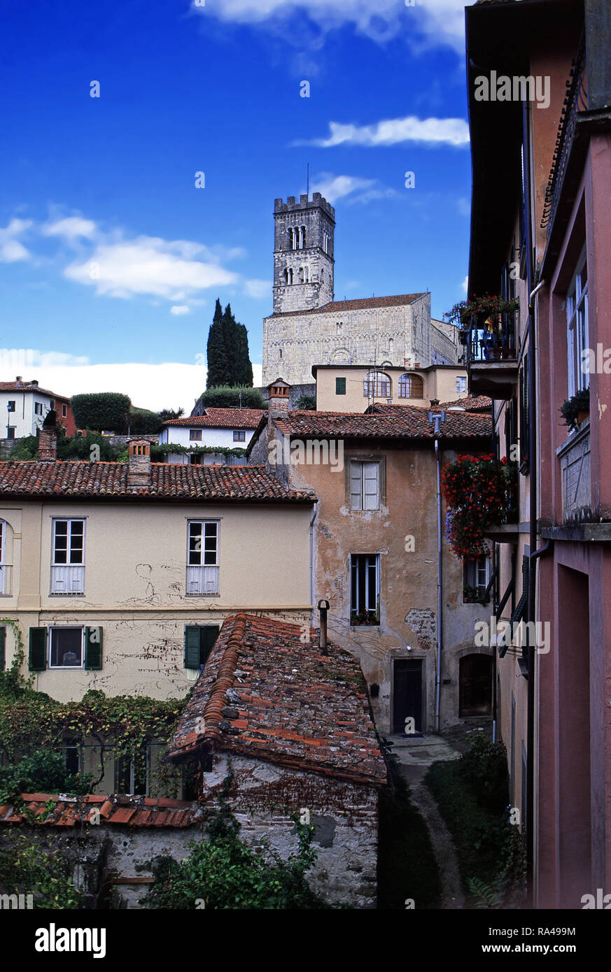 Barga hi-res stock photography and images - Alamy