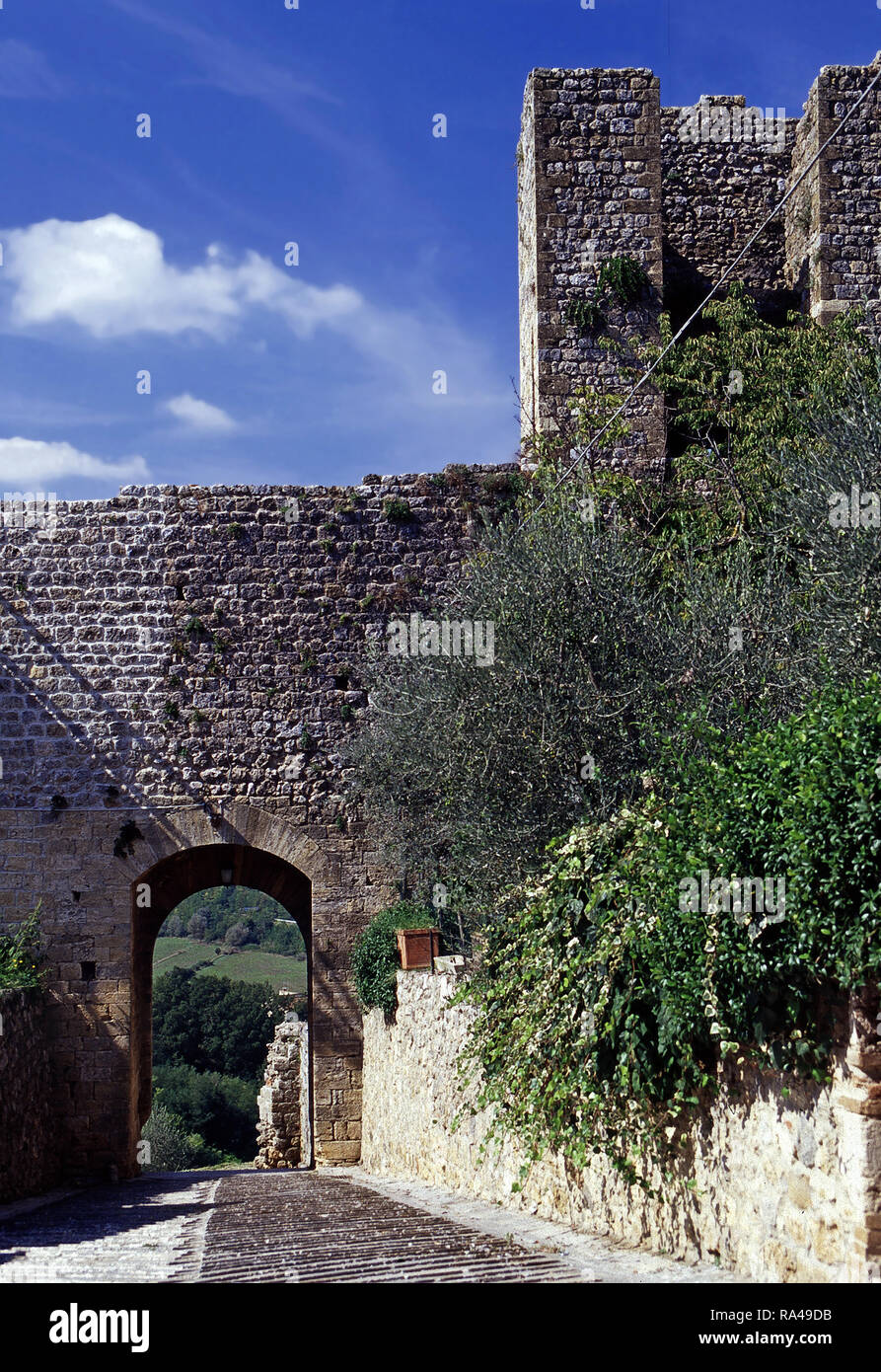 Italy the main gate hi-res stock photography and images - Alamy
