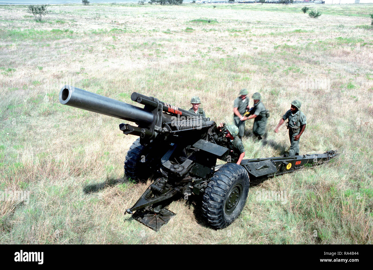 1975 m114a1 155 mm howitzer hi-res stock photography and images - Alamy 1975 m114a1 155 mm howitzer hi-res stock photography and images - Alamy
