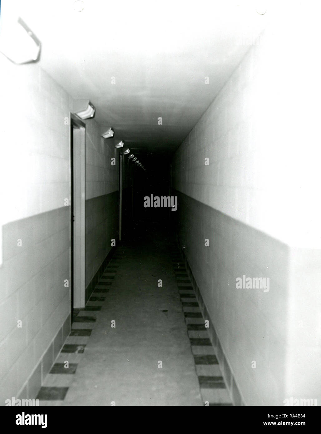 Barracks 8 hi-res stock photography and images - Alamy