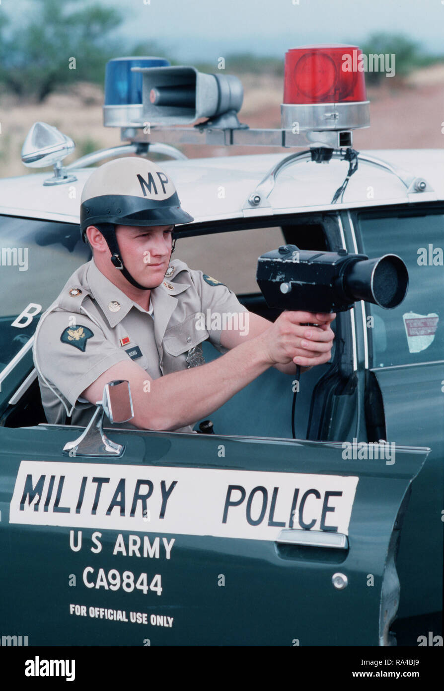Military police using radar gun hi-res stock photography and images - Alamy