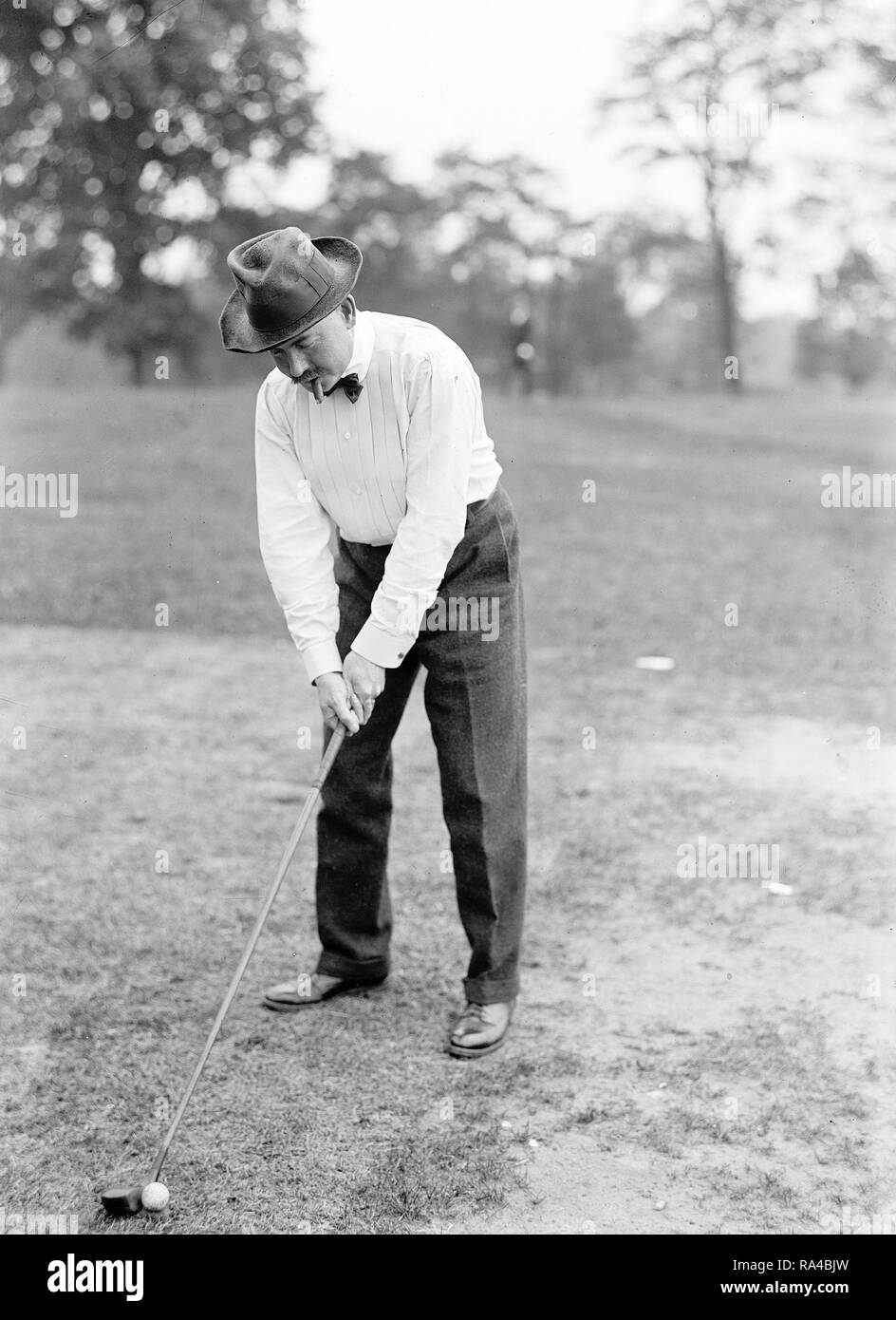 Golf cigar hi-res stock photography and images - Alamy