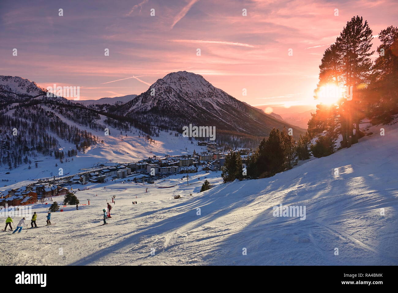 Montgenevre ski hi-res stock photography and images - Alamy