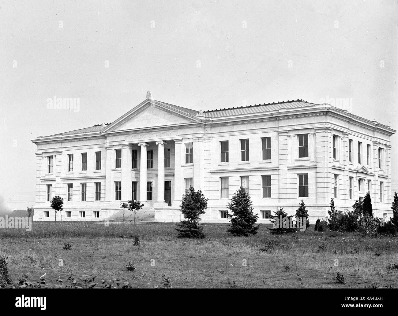 Early 1900s american college hi-res stock photography and images - Alamy