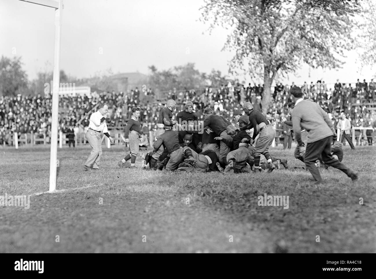 Early 1900s Football High Resolution Stock Photography and Images - Alamy