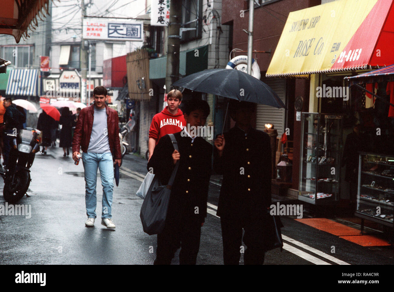1980s japanese street hi-res stock photography and images - Alamy