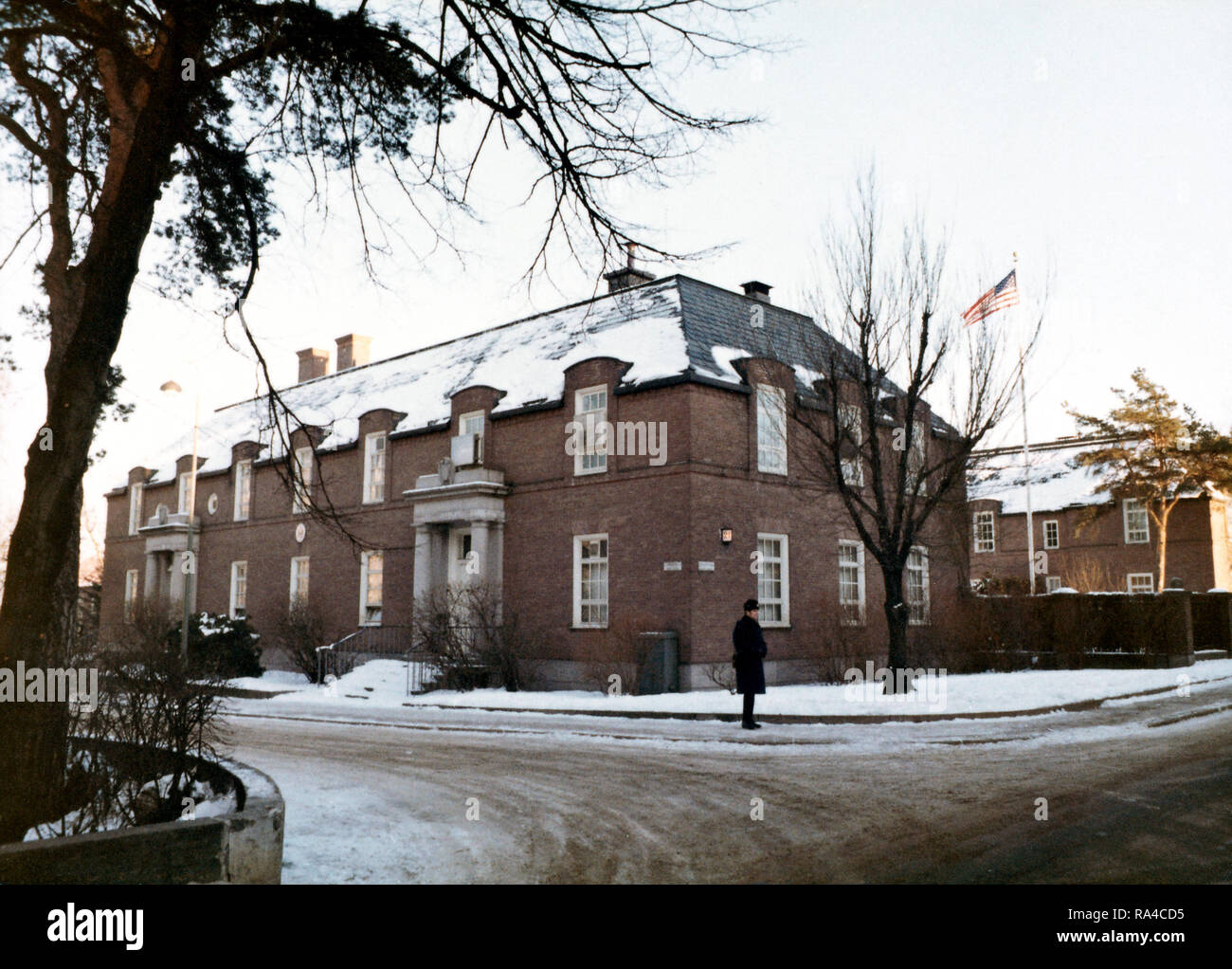 1970s chancery office buildings hi-res stock photography and images - Alamy