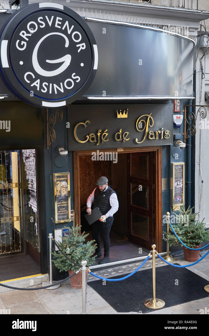 Nightclub bouncer entrance hi-res stock photography and images - Alamy