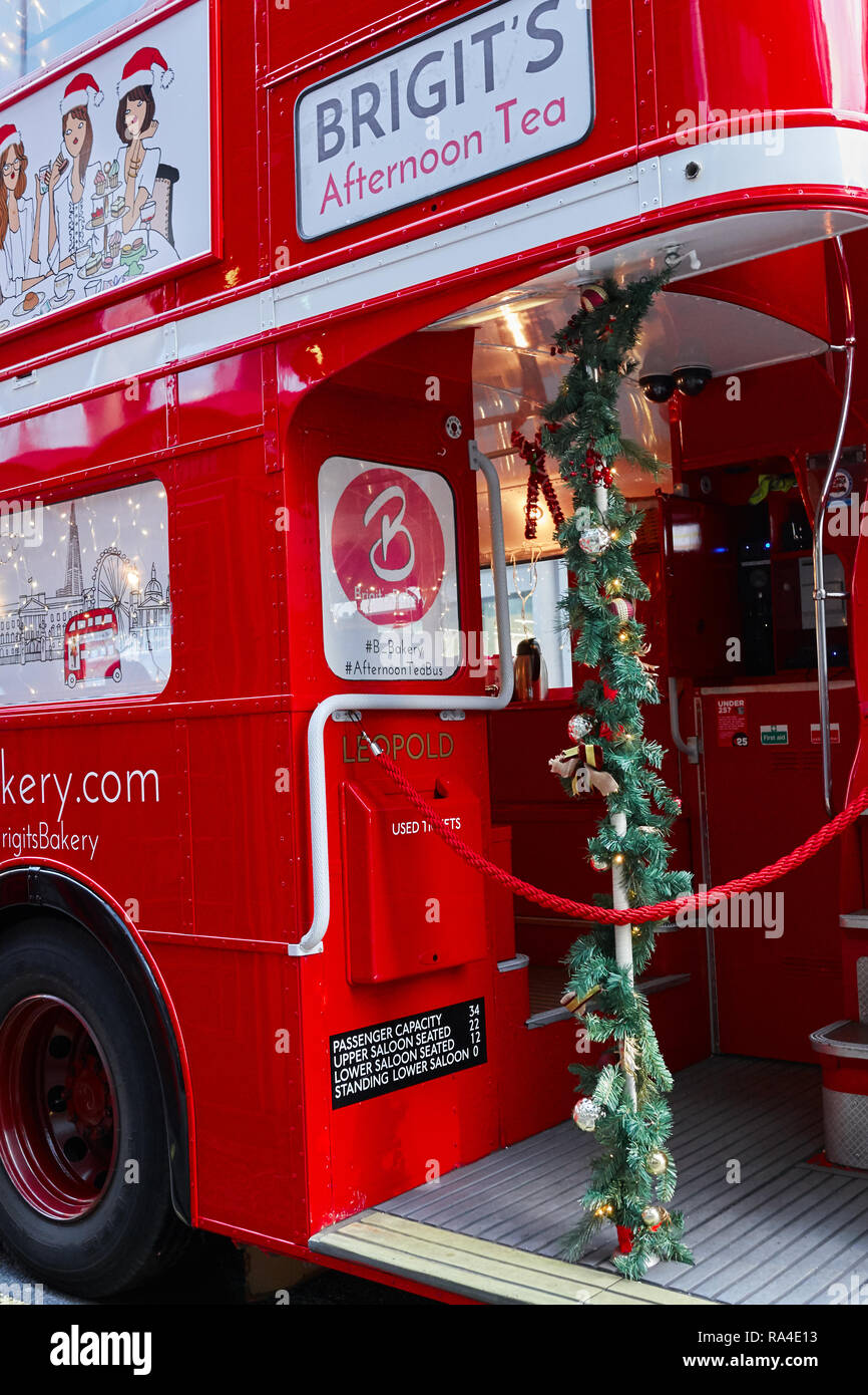 Bus pole hi-res stock photography and images - Alamy