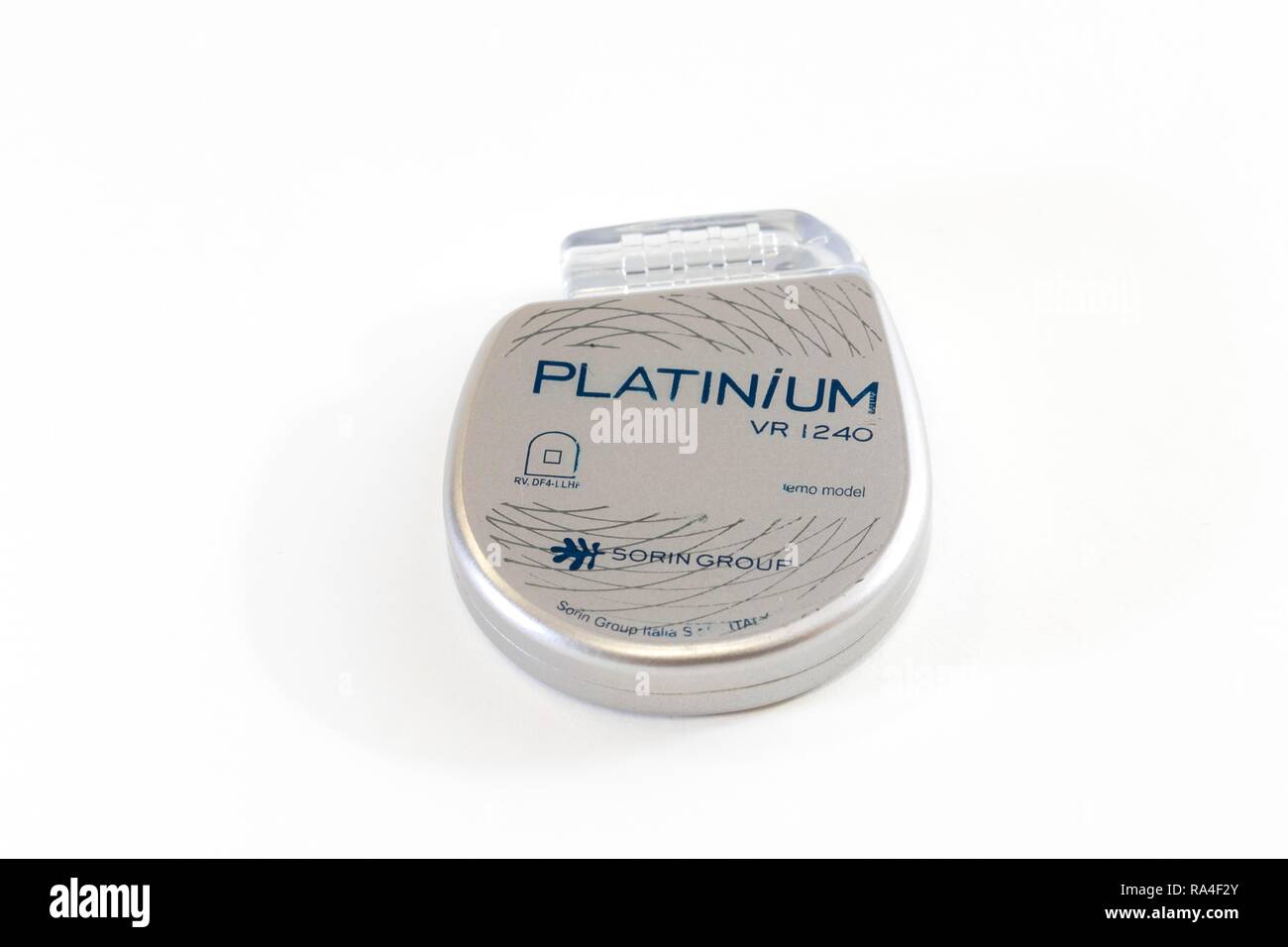 Cardiac pacemaker hi-res stock photography and images - Alamy