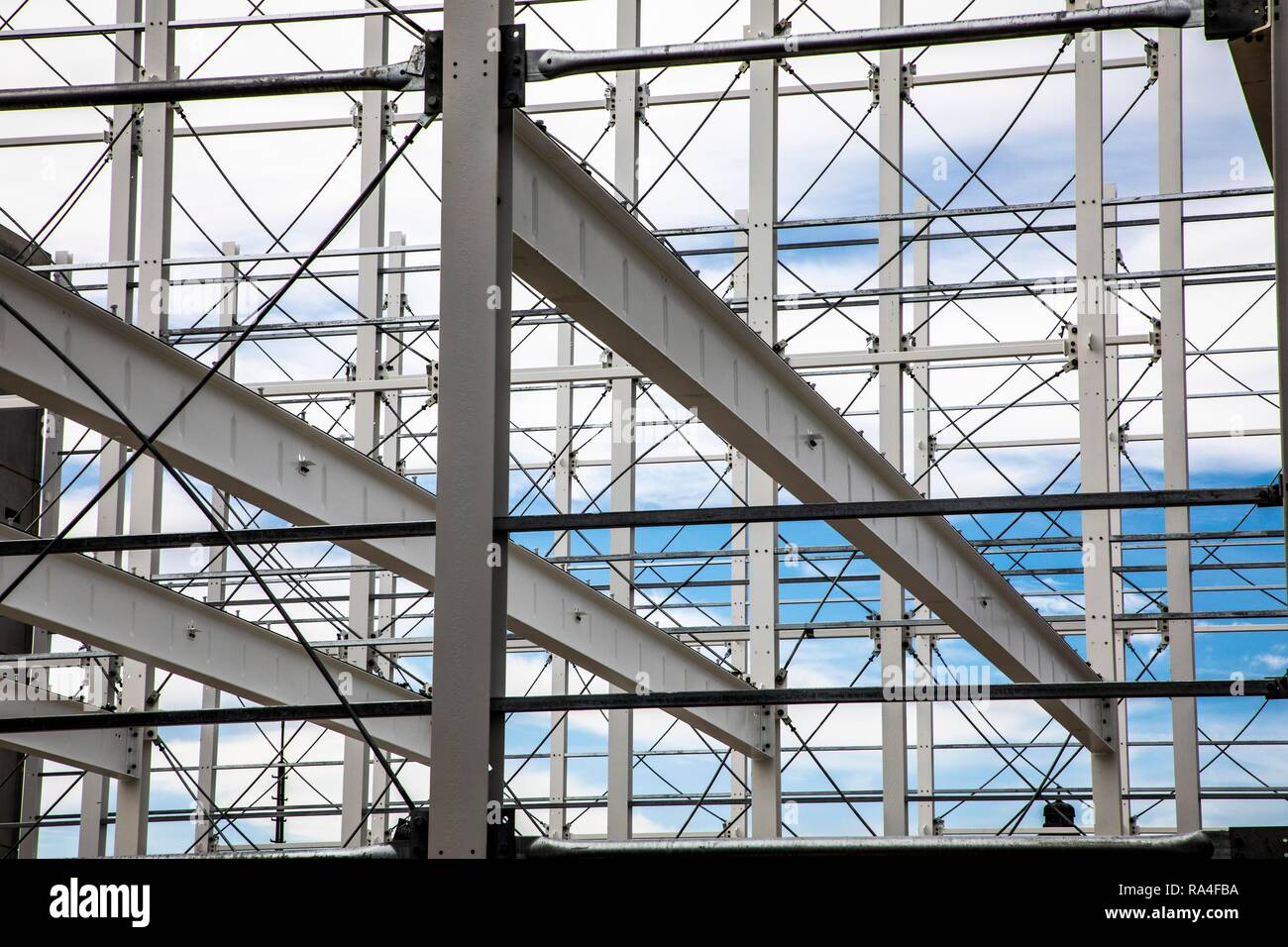 Metal struts hi-res stock photography and images - Alamy