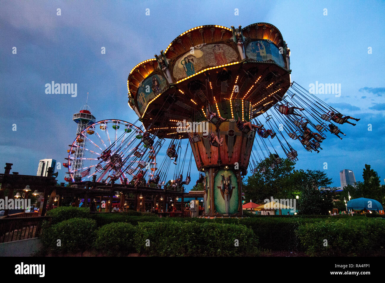 Spinning Amusement Flyer Stock Photo - Alamy
