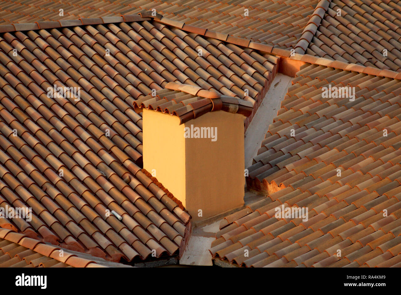 Rooftop traditional italian villa hi-res stock photography and images ...