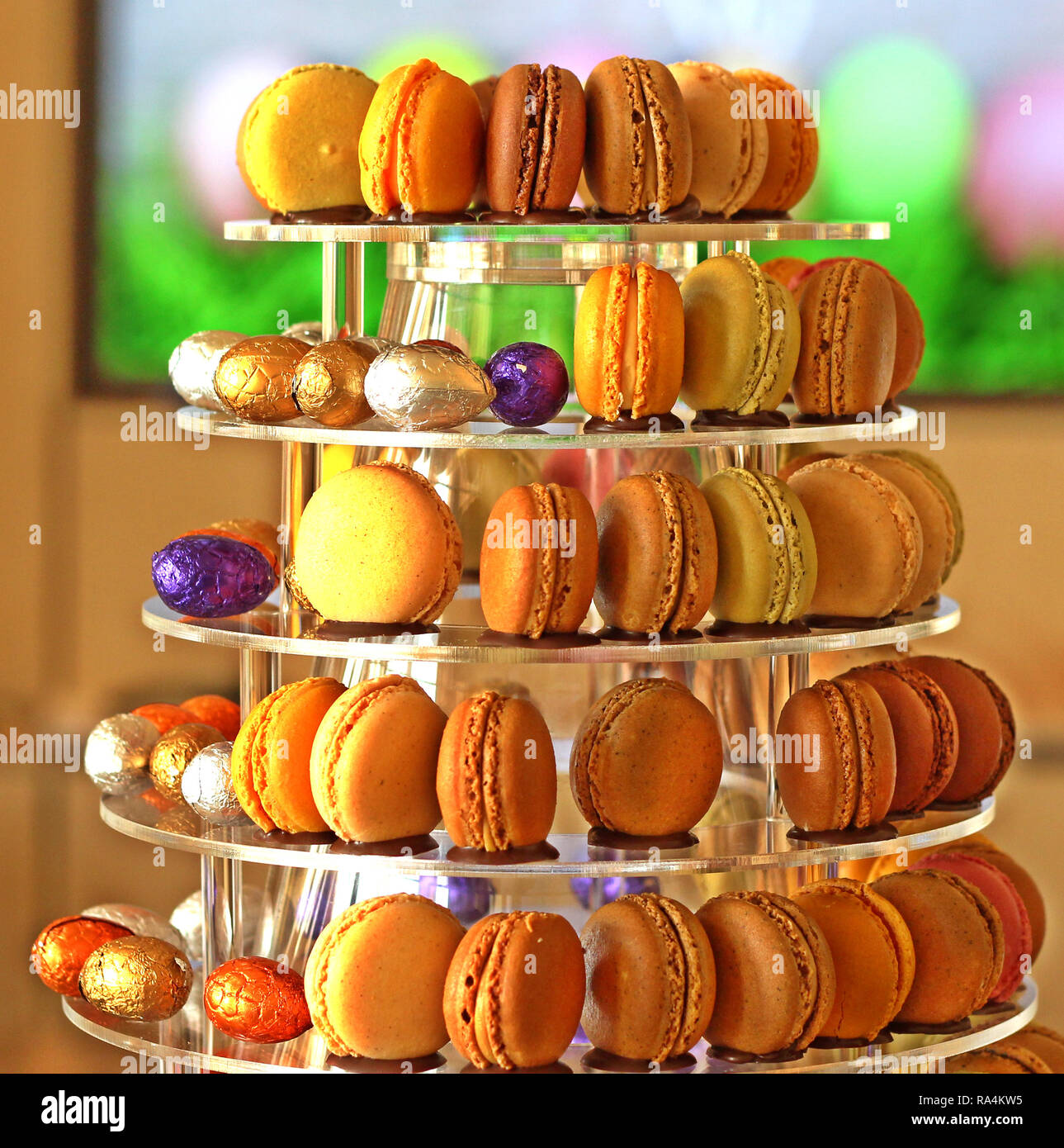 Macaroon tower hi-res stock photography and images - Alamy