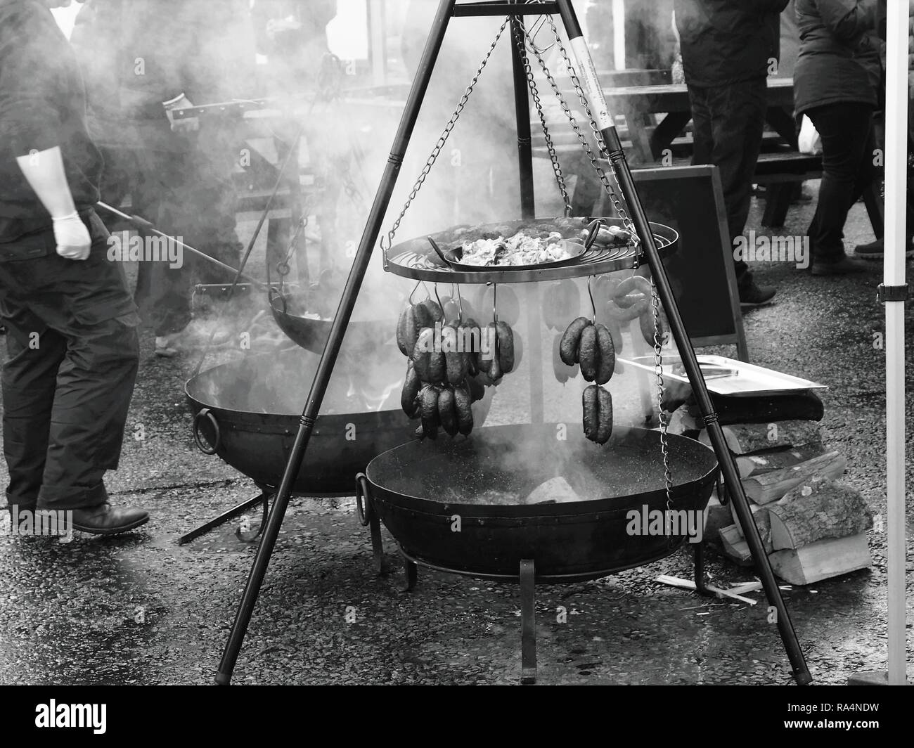 Cooked over fire hi-res stock photography and images - Alamy