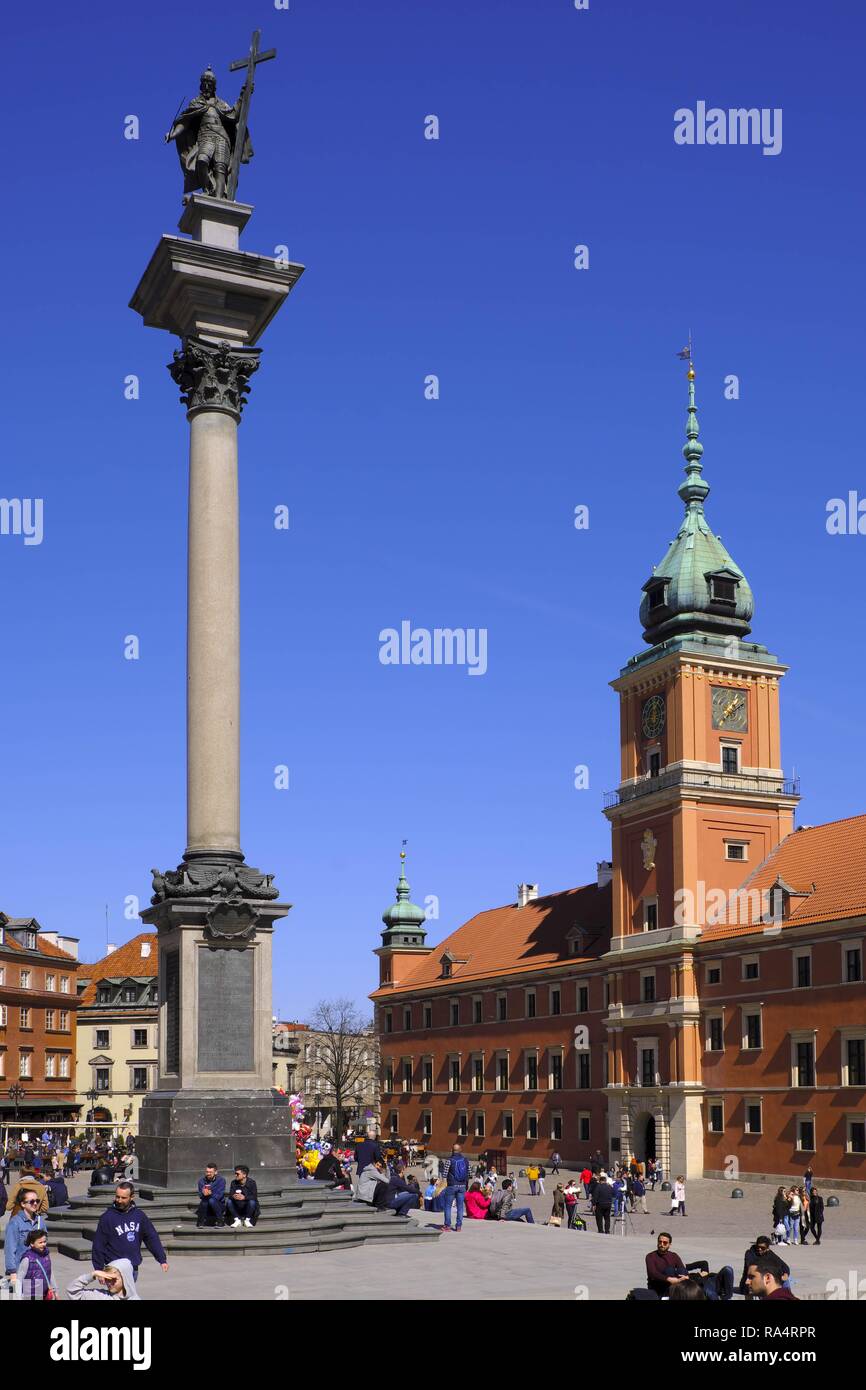 Warszawa, Polska - starowka warszawska - Plac Zamkowy Zamek Krolewski i ...